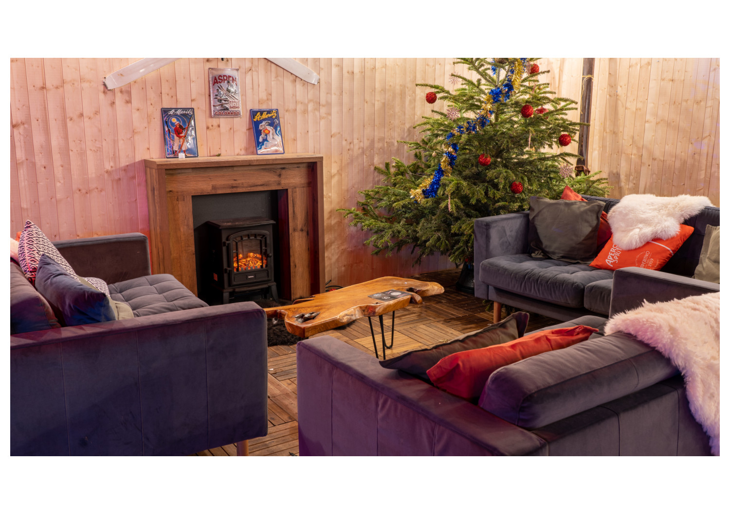 Skylight Tobacco Dock - Level 9 - Photo Deck.pdf | DocDroid